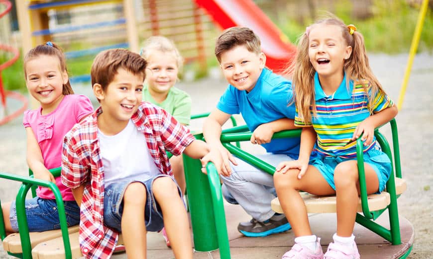 Activités : lesquelles faire avec des enfants en vacances?